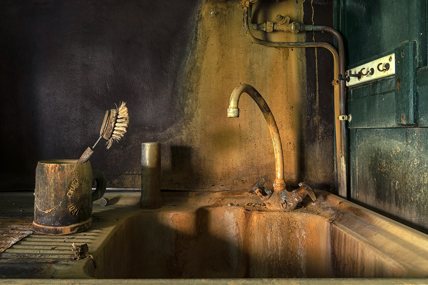 Alice in Ruins – Alice van Kempen